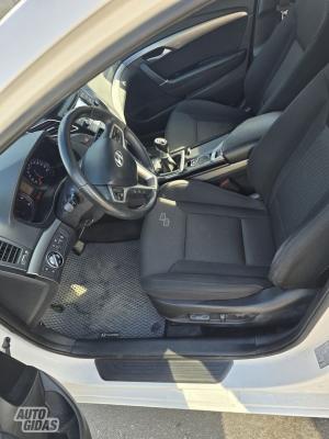Hyundai i40 2011 Mažeikiai, ar dzinēja tilpumu 1.70 L un nobraukumu 328 tūkst. km par 3800 €, foto 10 vietnē AUTOMOTO.COM.LV