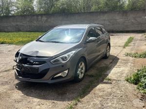 Хендай и40 2012 в Каунас, объемом двигателя 1.70 л и пробегом 225 тыс. км за 1899 €, фото  на AUTOMOTO.COM.LV