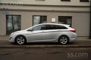 Hyundai i40 2012 Rīga, ar dzinēja tilpumu 1.70 L un nobraukumu 257 tūkst. km par 3800 €, foto 5 vietnē AUTOMOTO.COM.LV