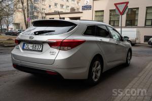 Hyundai i40 2012 Rīga, ar dzinēja tilpumu 1.70 L un nobraukumu 257 tūkst. km par 3800 €, foto 8 vietnē AUTOMOTO.COM.LV