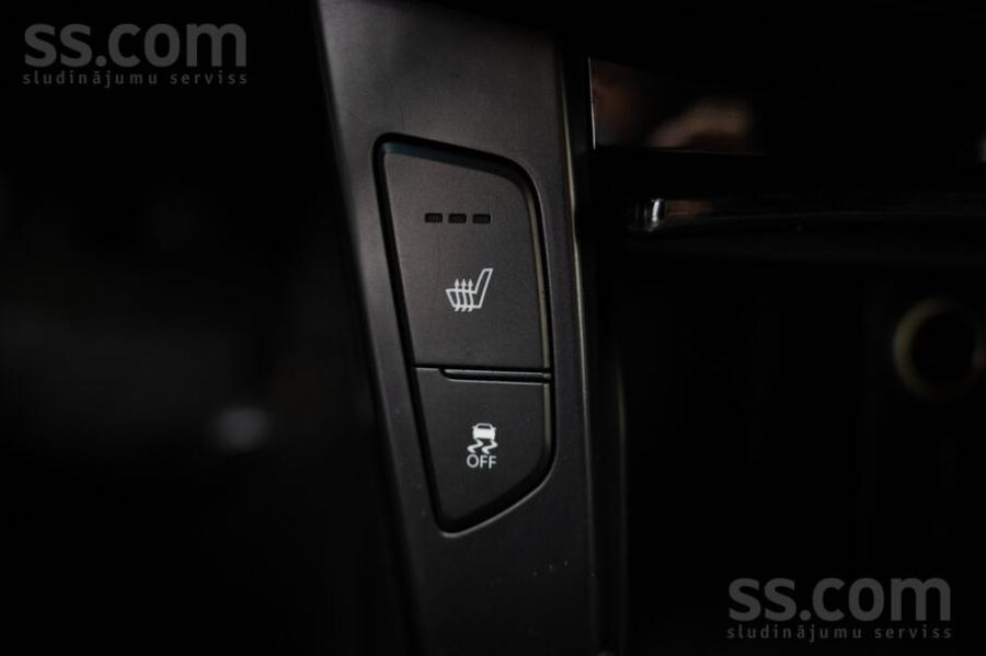 Hyundai i40 2012 Rīga, ar dzinēja tilpumu 1.70 L un nobraukumu 257 tūkst. km par 3800 €, foto 21 vietnē AUTOMOTO.COM.LV