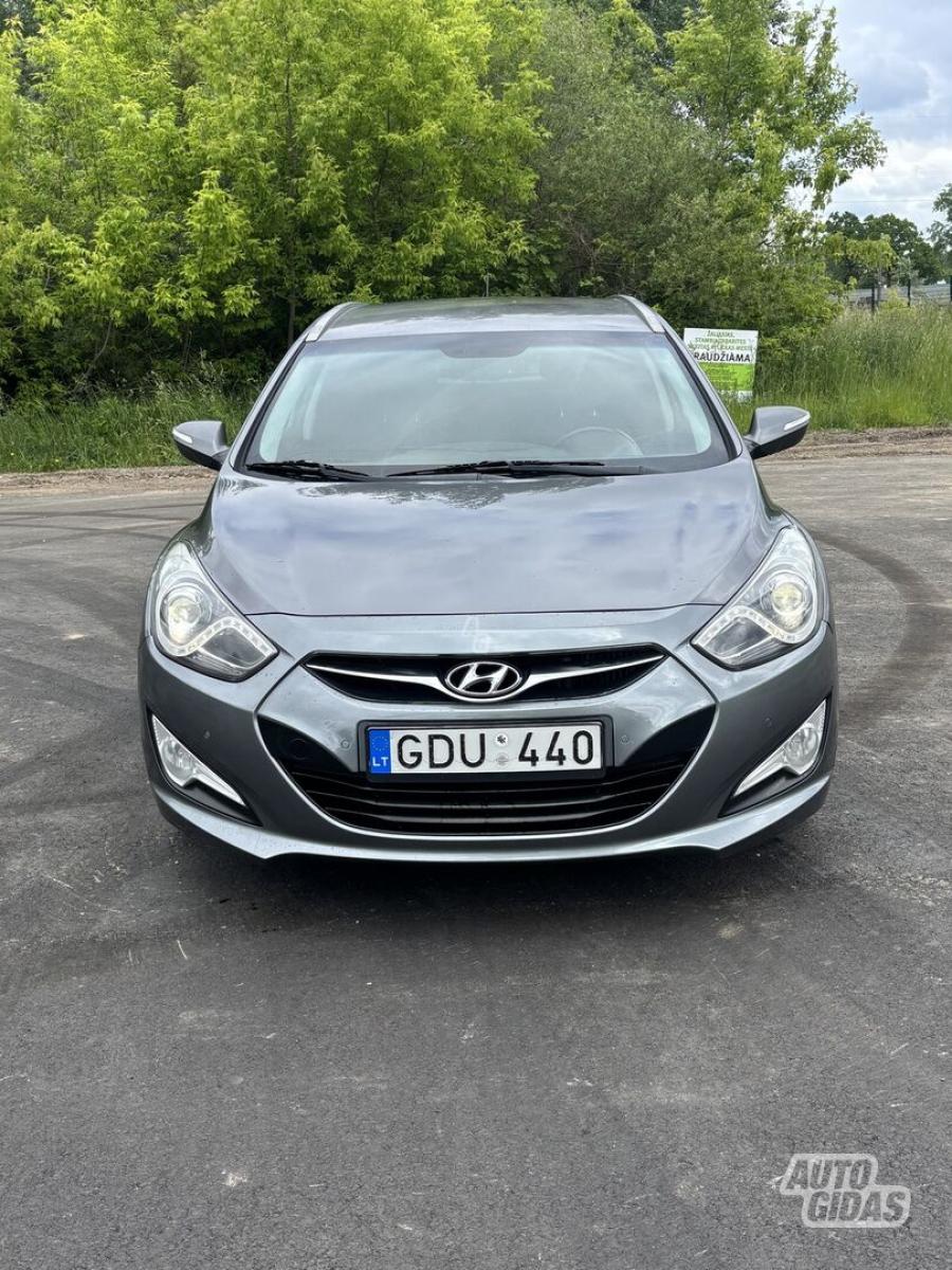 Hyundai i40 2012 Kauņa, ar dzinēja tilpumu 1.70 L un nobraukumu 230 tūkst. km par 2850 €, foto 3 vietnē AUTOMOTO.COM.LV