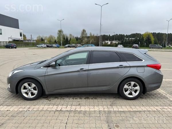 Hyundai i40 2013 Rīga, ar dzinēja tilpumu 1.70 L un nobraukumu 266 tūkst. km par 4500 €, foto 2 vietnē AUTOMOTO.COM.LV