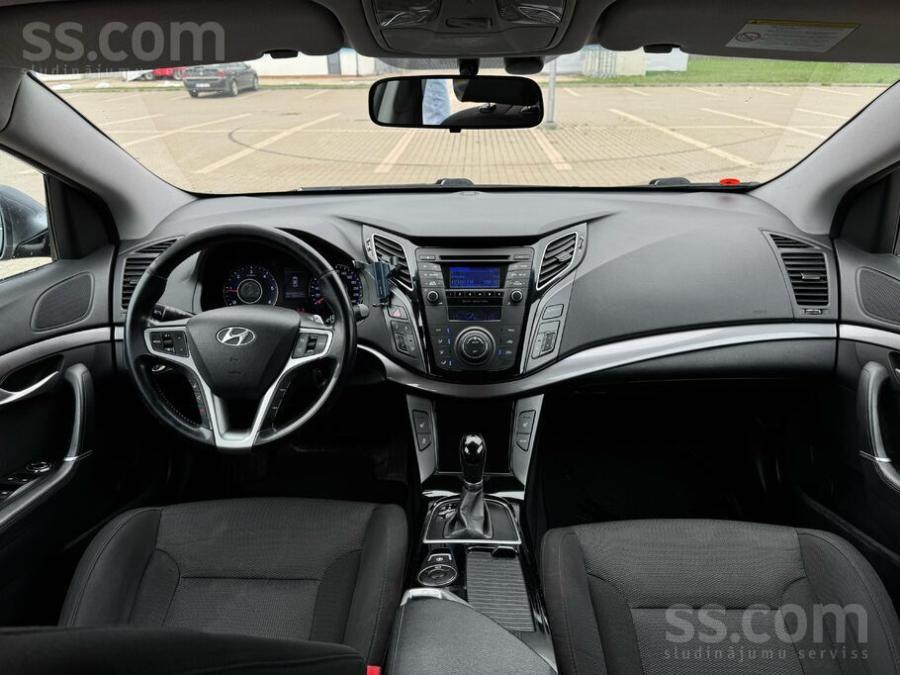Hyundai i40 2013 Rīga, ar dzinēja tilpumu 1.70 L un nobraukumu 266 tūkst. km par 4500 €, foto 5 vietnē AUTOMOTO.COM.LV