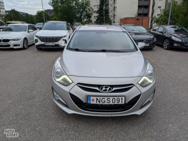 Hyundai i40 2013 Viļņa, ar dzinēja tilpumu 1.70 L un nobraukumu 300 tūkst. km par 3300 €, foto 1 vietnē AUTOMOTO.COM.LV