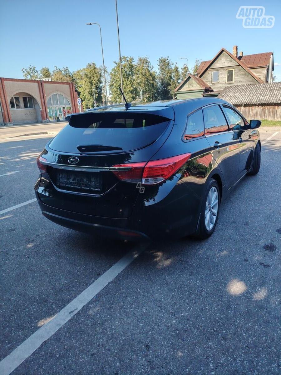 Hyundai i40 2013 Ukmergė, ar dzinēja tilpumu 1.70 L un nobraukumu 290 tūkst. km par 4000 €, foto 10 vietnē AUTOMOTO.COM.LV