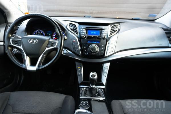 Hyundai i40 2015 in Riga, with an engine capacity of 1.60 L and mileage of 0 thousand km for 6790 €, photo 5 on AUTOMOTO.COM.LV