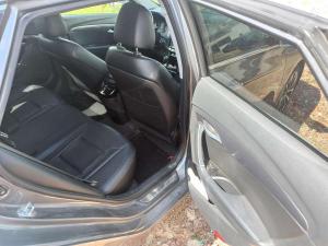 Hyundai i40 2015 Panevēža, ar dzinēja tilpumu 1.69 L un nobraukumu 262 tūkst. km par 3000 €, foto 15 vietnē AUTOMOTO.COM.LV