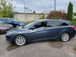 Hyundai i40 2016 in Panevezys, with an engine capacity of 1.70 L and mileage of 260 thousand km for 5500 €, photo  on AUTOMOTO.COM.LV
