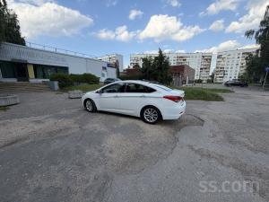 Белый Хендай и40 2012 в Рига, объемом двигателя 2.00 л и пробегом 205 тыс. км за 4950 €, фото 3 на AUTOMOTO.COM.LV
