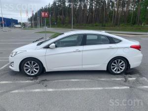 Balts Hyundai i40 2012 Rīga, ar dzinēja tilpumu 1.70 L un nobraukumu 188 tūkst. km par 5700 €, foto 6 vietnē AUTOMOTO.COM.LV
