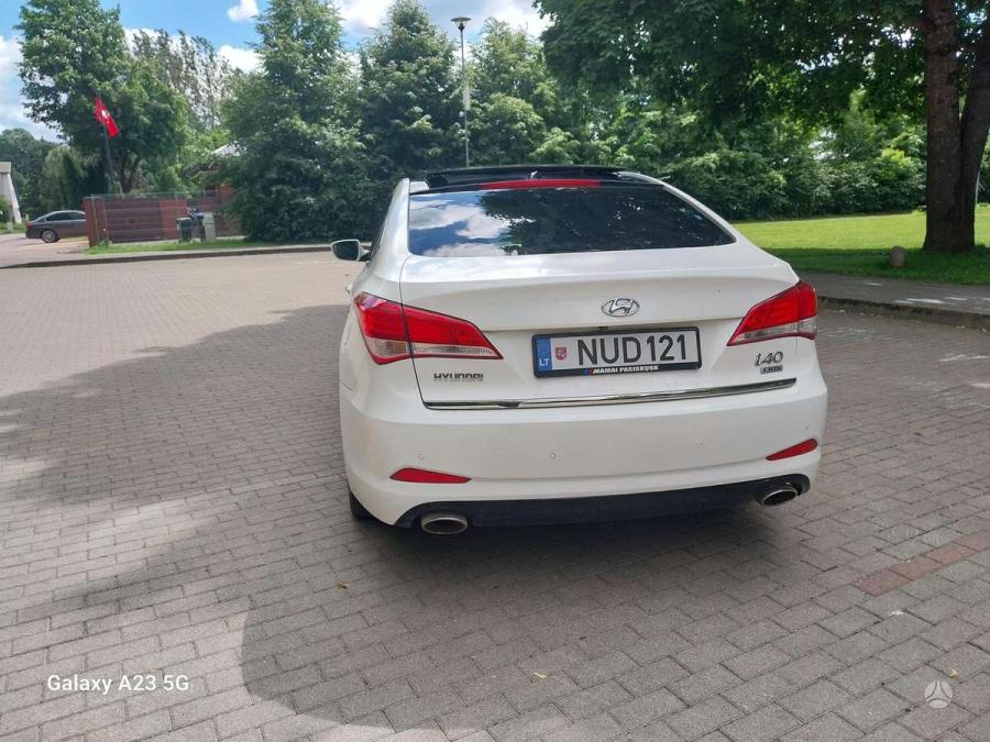 Balts Hyundai i40 2013 Tauragė, ar dzinēja tilpumu 1.69 L un nobraukumu 120 tūkst. km par 3499 €, foto 7 vietnē AUTOMOTO.COM.LV