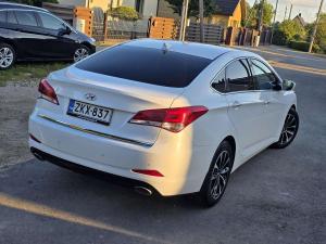 White Hyundai i40 2016 in Radviliskis, with an engine capacity of 1.69 L and mileage of 267 thousand km for 6450 €, photo 15 on AUTOMOTO.COM.LV