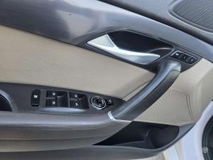 White Hyundai i40 2016 in Radviliskis, with an engine capacity of 1.69 L and mileage of 267 thousand km for 6450 €, photo 19 on AUTOMOTO.COM.LV
