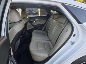 White Hyundai i40 2016 in Radviliskis, with an engine capacity of 1.69 L and mileage of 267 thousand km for 6450 €, photo 25 on AUTOMOTO.COM.LV