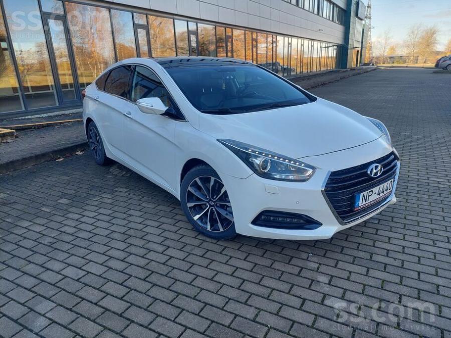 Balts Hyundai i40 2017 Tukums, ar dzinēja tilpumu 1.70 L un nobraukumu 248 tūkst. km par 7200 €, foto 3 vietnē AUTOMOTO.COM.LV