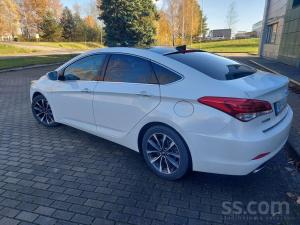 Balts Hyundai i40 2017 Tukums, ar dzinēja tilpumu 1.70 L un nobraukumu 248 tūkst. km par 7200 €, foto 5 vietnē AUTOMOTO.COM.LV