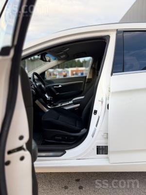 Balts Hyundai i40 2011 Rīga, ar dzinēja tilpumu 1.70 L un nobraukumu 266 tūkst. km par 4790 €, foto 7 vietnē AUTOMOTO.COM.LV