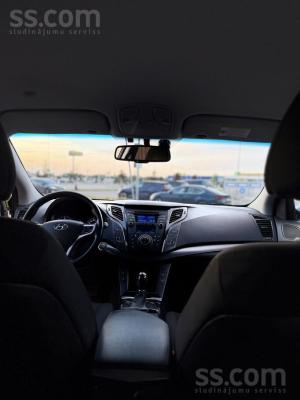 Balts Hyundai i40 2011 Rīga, ar dzinēja tilpumu 1.70 L un nobraukumu 266 tūkst. km par 4790 €, foto 12 vietnē AUTOMOTO.COM.LV