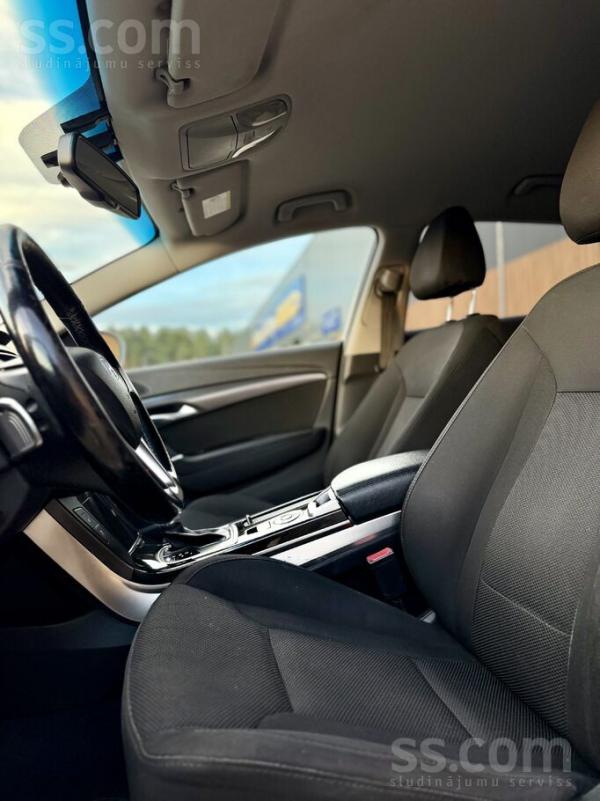 Balts Hyundai i40 2011 Rīga, ar dzinēja tilpumu 1.70 L un nobraukumu 266 tūkst. km par 4250 €, foto 8 vietnē AUTOMOTO.COM.LV