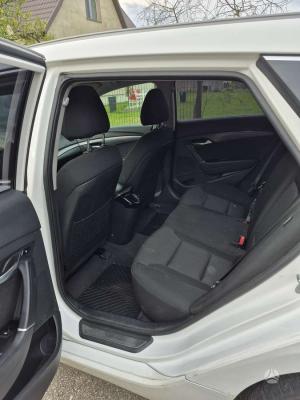 Balts Hyundai i40 2011 Kauņa, ar dzinēja tilpumu 1.69 L un nobraukumu 267 tūkst. km par 3200 €, foto 11 vietnē AUTOMOTO.COM.LV