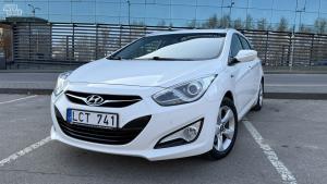 Balts Hyundai i40 2012 Viļņa, ar dzinēja tilpumu 1.60 L un nobraukumu 188 tūkst. km par 3480 €, foto  vietnē AUTOMOTO.COM.LV