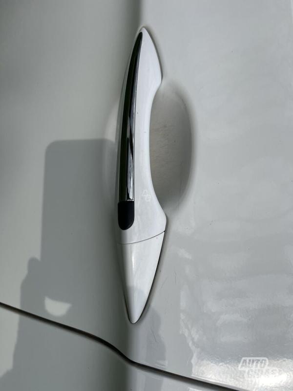 Balts Hyundai i40 2012 Šauļi, ar dzinēja tilpumu 1.70 L un nobraukumu 356 tūkst. km par 3800 €, foto 7 vietnē AUTOMOTO.COM.LV