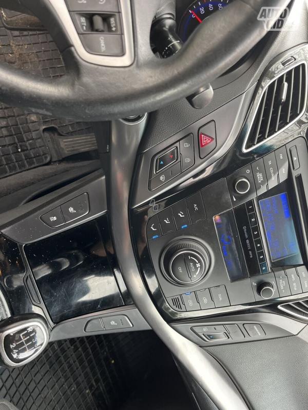 Balts Hyundai i40 2012 Šauļi, ar dzinēja tilpumu 1.70 L un nobraukumu 356 tūkst. km par 3800 €, foto 8 vietnē AUTOMOTO.COM.LV