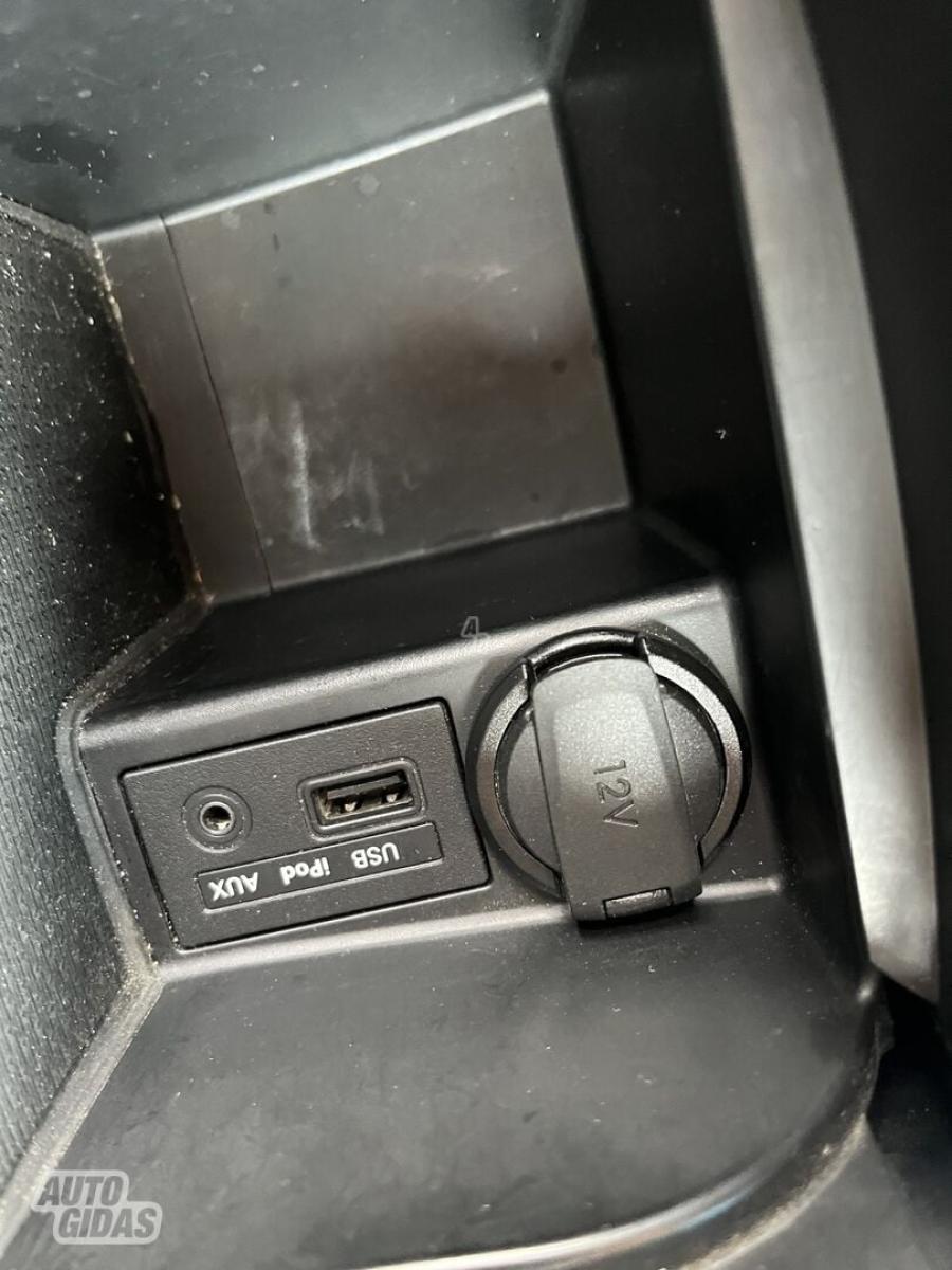 Balts Hyundai i40 2012 Šauļi, ar dzinēja tilpumu 1.70 L un nobraukumu 356 tūkst. km par 3800 €, foto 10 vietnē AUTOMOTO.COM.LV
