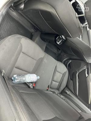 Balts Hyundai i40 2012 Šauļi, ar dzinēja tilpumu 1.70 L un nobraukumu 356 tūkst. km par 3800 €, foto 15 vietnē AUTOMOTO.COM.LV