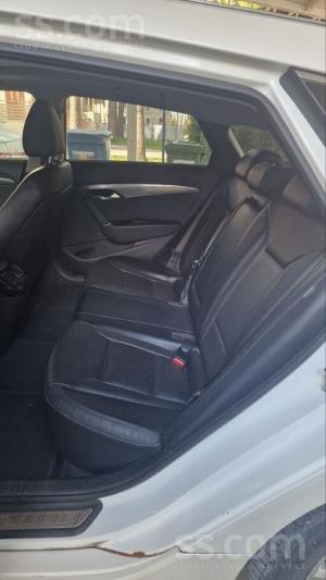 White Hyundai i40 2012 in Riga, with an engine capacity of 1.70 L and mileage of 147 thousand km for 4250 €, photo 5 on AUTOMOTO.COM.LV