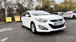 White Hyundai i40 2012 in Riga, with an engine capacity of 1.70 L and mileage of 232 thousand km for 2900 €, photo  on AUTOMOTO.COM.LV