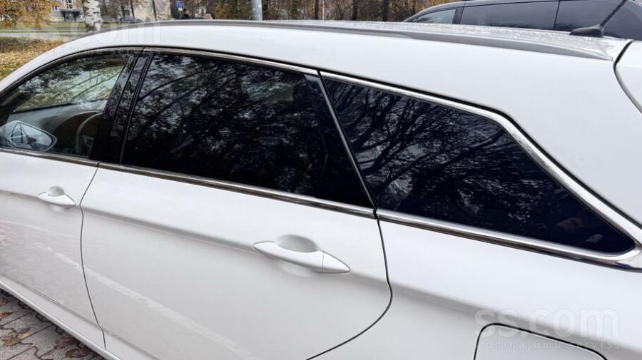 Balts Hyundai i40 2012 Rīga, ar dzinēja tilpumu 1.70 L un nobraukumu 232 tūkst. km par 2900 €, foto 5 vietnē AUTOMOTO.COM.LV