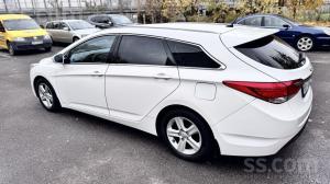 Balts Hyundai i40 2012 Rīga, ar dzinēja tilpumu 1.70 L un nobraukumu 232 tūkst. km par 2900 €, foto 6 vietnē AUTOMOTO.COM.LV