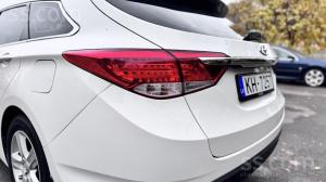 Balts Hyundai i40 2012 Rīga, ar dzinēja tilpumu 1.70 L un nobraukumu 232 tūkst. km par 2900 €, foto 7 vietnē AUTOMOTO.COM.LV