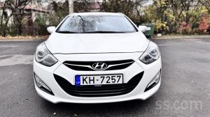 Balts Hyundai i40 2012 Rīga, ar dzinēja tilpumu 1.70 L un nobraukumu 232 tūkst. km par 2900 €, foto 13 vietnē AUTOMOTO.COM.LV