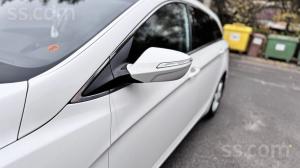 Balts Hyundai i40 2012 Rīga, ar dzinēja tilpumu 1.70 L un nobraukumu 232 tūkst. km par 2900 €, foto 16 vietnē AUTOMOTO.COM.LV