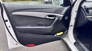 Balts Hyundai i40 2012 Rīga, ar dzinēja tilpumu 1.70 L un nobraukumu 232 tūkst. km par 2900 €, foto 18 vietnē AUTOMOTO.COM.LV