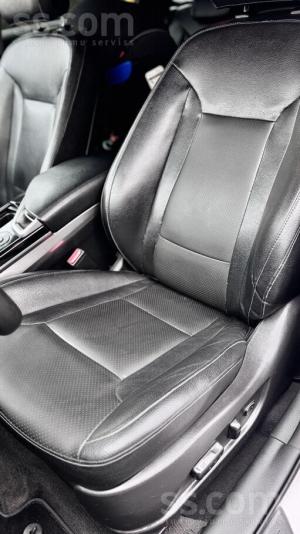 Balts Hyundai i40 2012 Rīga, ar dzinēja tilpumu 1.70 L un nobraukumu 232 tūkst. km par 2900 €, foto 21 vietnē AUTOMOTO.COM.LV