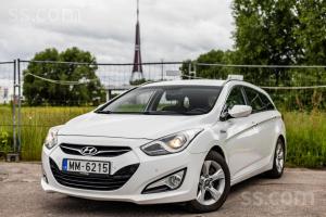 Белый Хендай и40 2012 в Рига, объемом двигателя 1.70 л и пробегом 352 тыс. км за 4790 €, фото  на AUTOMOTO.COM.LV