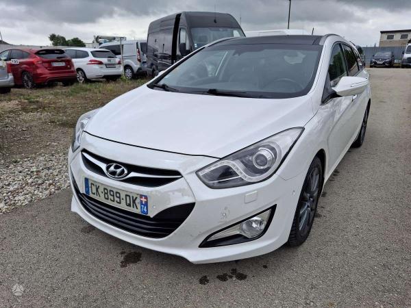 Balts Hyundai i40 2012 Tauragė, ar dzinēja tilpumu 1.69 L un nobraukumu 288 tūkst. km par 3300 €, foto 1 vietnē AUTOMOTO.COM.LV