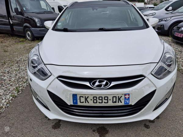 Balts Hyundai i40 2012 Tauragė, ar dzinēja tilpumu 1.69 L un nobraukumu 288 tūkst. km par 3300 €, foto 2 vietnē AUTOMOTO.COM.LV