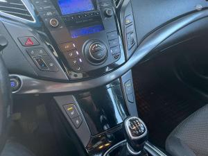 Balts Hyundai i40 2012 Šauļi, ar dzinēja tilpumu 1.69 L un nobraukumu 350 tūkst. km par 3400 €, foto 3 vietnē AUTOMOTO.COM.LV