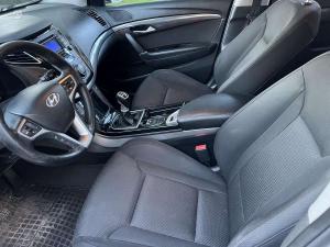 Balts Hyundai i40 2012 Šauļi, ar dzinēja tilpumu 1.69 L un nobraukumu 350 tūkst. km par 3400 €, foto 13 vietnē AUTOMOTO.COM.LV