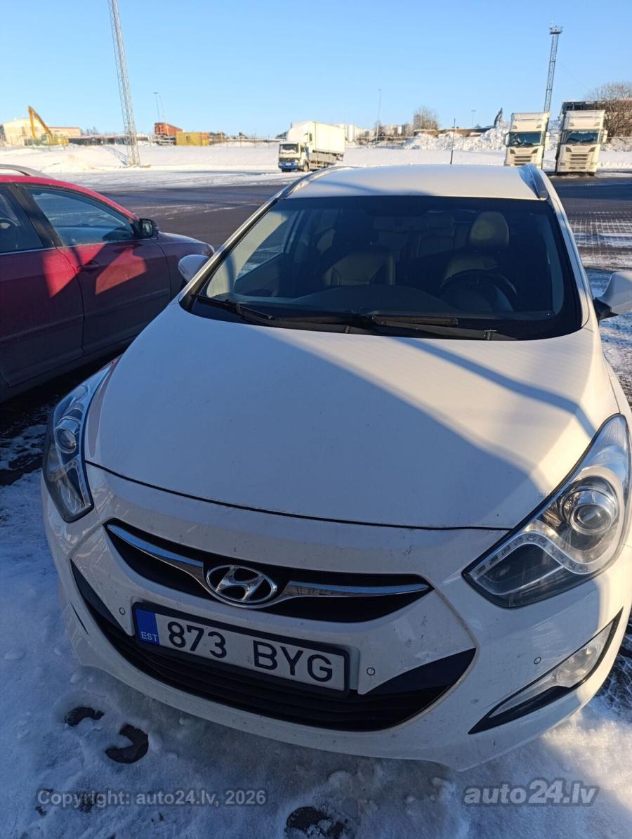 Balts Hyundai i40 2013 Tallina, ar dzinēja tilpumu 1.70 L un nobraukumu 196 tūkst. km par 4700 €, foto 7 vietnē AUTOMOTO.COM.LV
