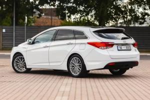 Balts Hyundai i40 2013 Jelgava, ar dzinēja tilpumu 1.70 L un nobraukumu 231 tūkst. km par 6800 €, foto 6 vietnē AUTOMOTO.COM.LV