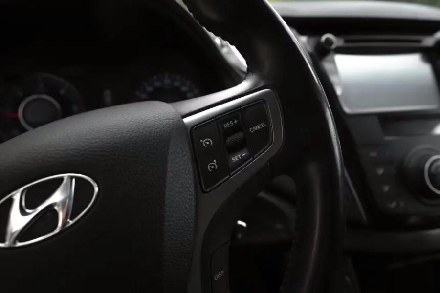 Balts Hyundai i40 2013 Jelgava, ar dzinēja tilpumu 1.70 L un nobraukumu 231 tūkst. km par 6800 €, foto 16 vietnē AUTOMOTO.COM.LV