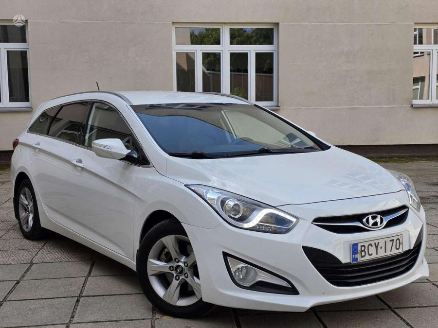 Balts Hyundai i40 2013 Šilutė, ar dzinēja tilpumu 1.69 L un nobraukumu 287 tūkst. km par 4500 €, foto 5 vietnē AUTOMOTO.COM.LV