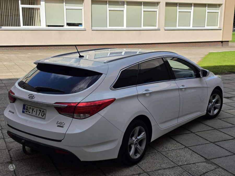 Balts Hyundai i40 2013 Šilutė, ar dzinēja tilpumu 1.69 L un nobraukumu 287 tūkst. km par 4500 €, foto 11 vietnē AUTOMOTO.COM.LV