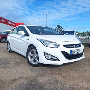 Balts Hyundai i40 2014 Daugavpils, ar dzinēja tilpumu 1.70 L un nobraukumu 0 tūkst. km par 5650 €, foto  vietnē AUTOMOTO.COM.LV